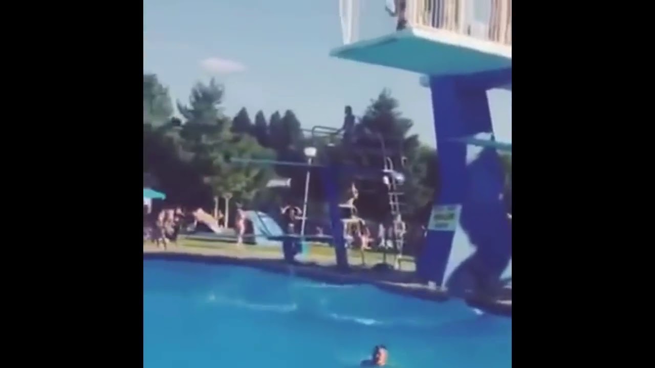 Swimming Fails Try not to laugh - YouTube