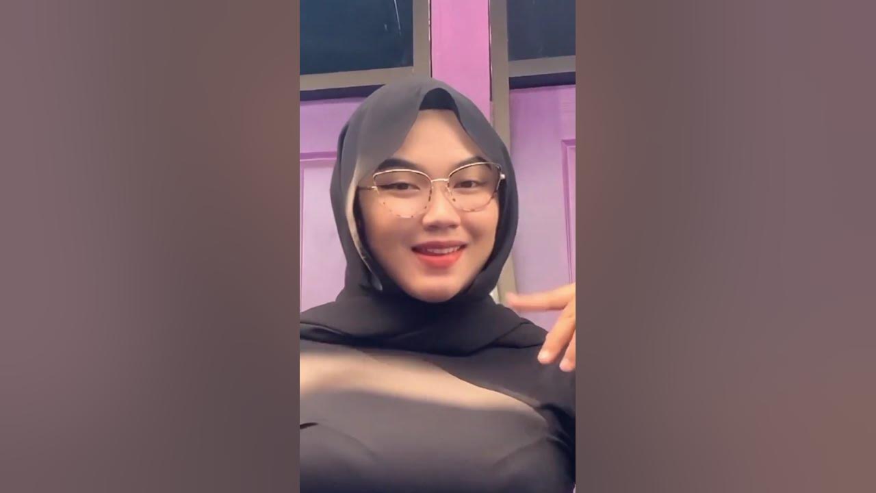 cewek hijab tobrut seksi hot bikin sange - YouTube