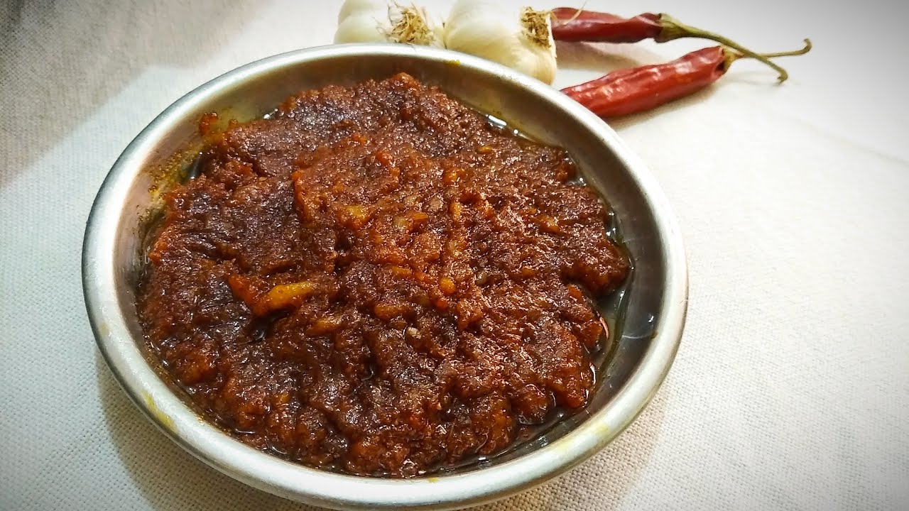 பூண்டு ஊறுகாய் / Poondu oorugai recipe in tamil /Garlic pickle recipe ...