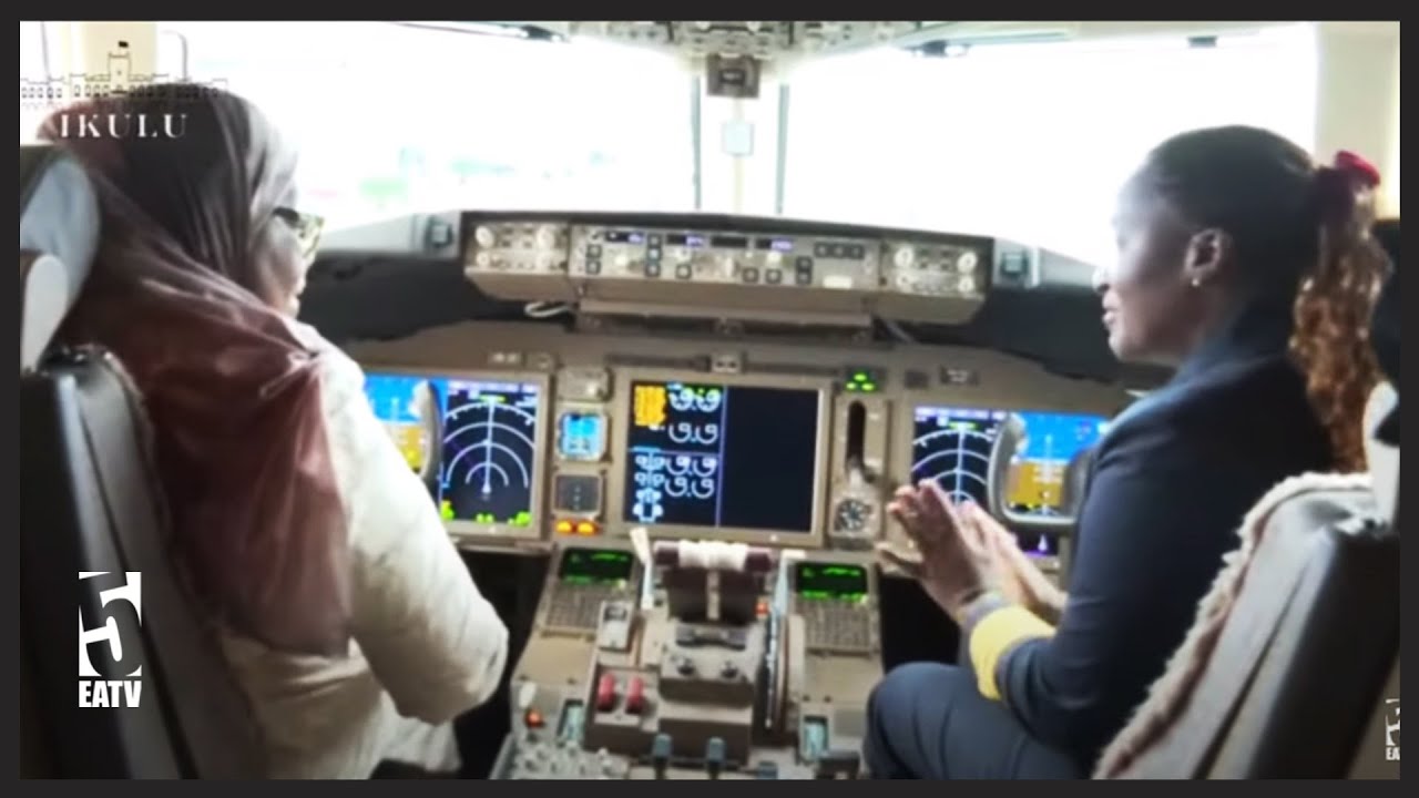 RAIS SAMIA ALIVYOINGIA NDANI YA NDEGE MPYA YA MIZIGO KUKAGUA BAADA YA ...