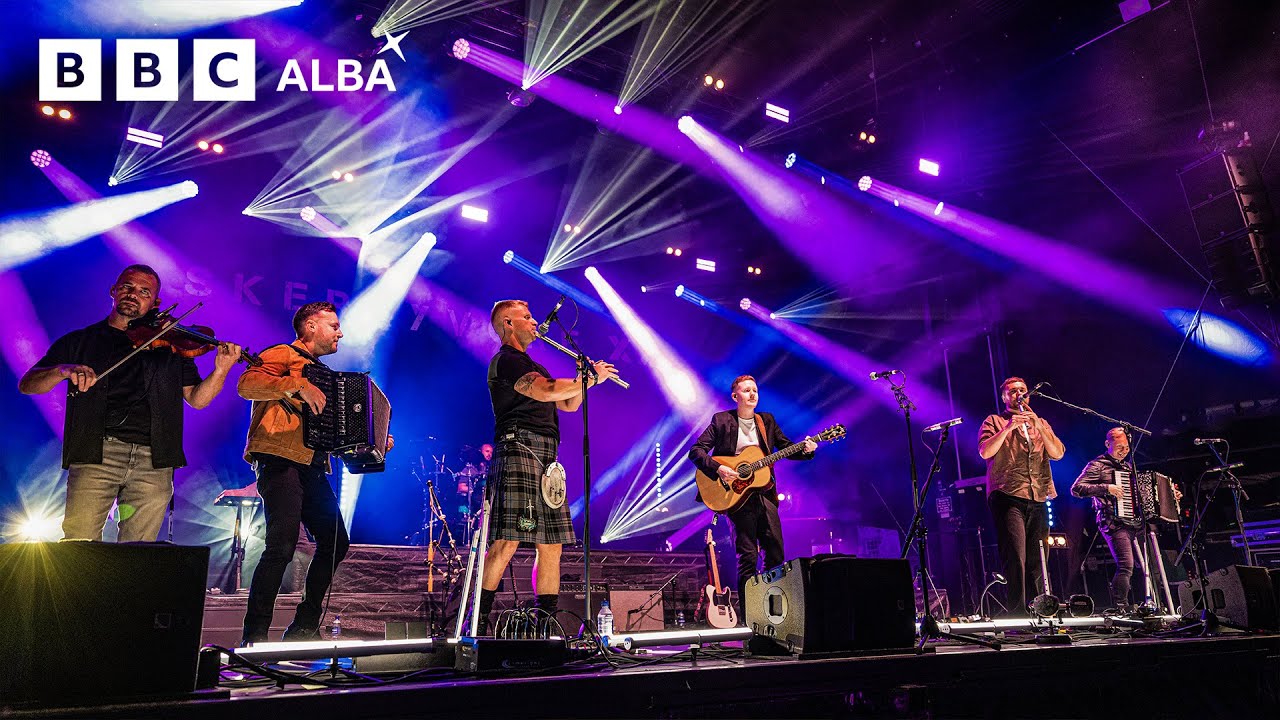 The Ginger Grouse Jigs - Skerryvore & Skipinnish | Skerryvore Aig ...