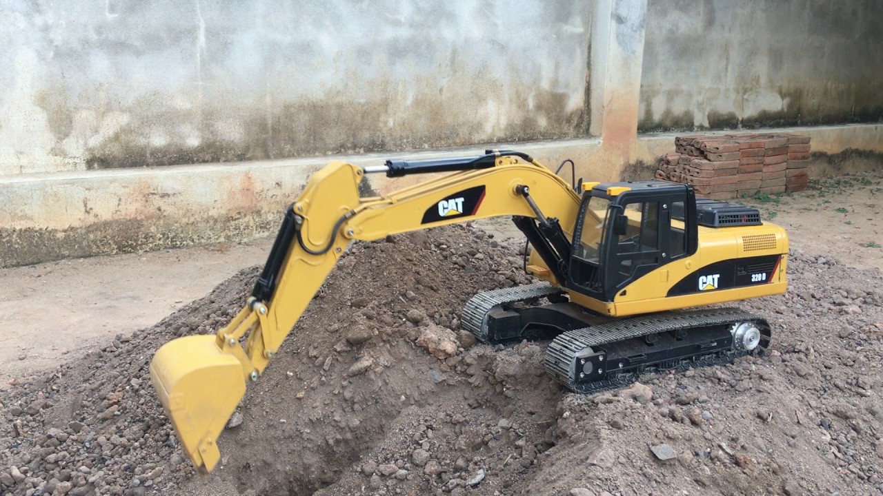 RC HYDRULIC EXCAVATOR CAT 320DL MADE IN THAILAND - YouTube