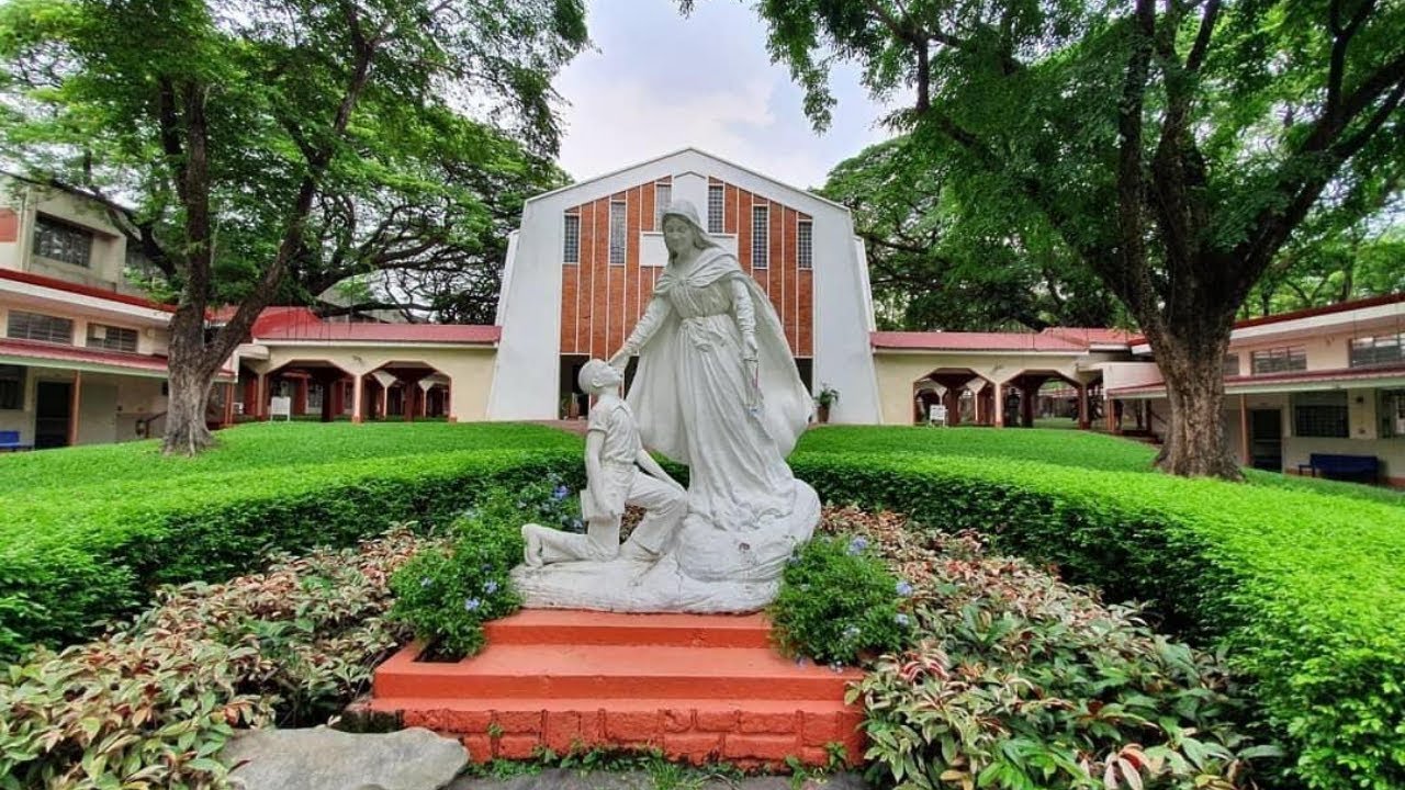 AJHS Virtual Campus Tour - YouTube