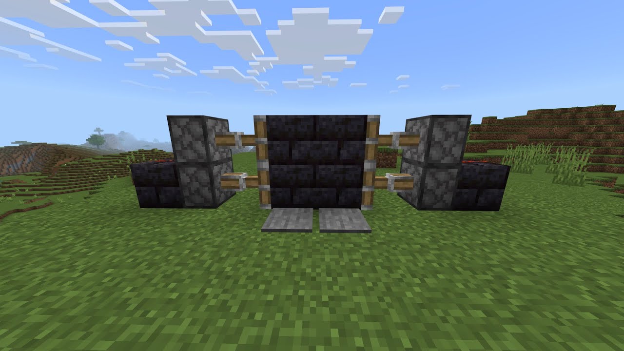 Simple Minecraft Piston Door (Java & Bedrock) - YouTube