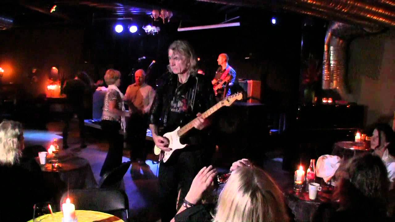 Hard luck blues band. B-Bone shuffle.mp4 - YouTube