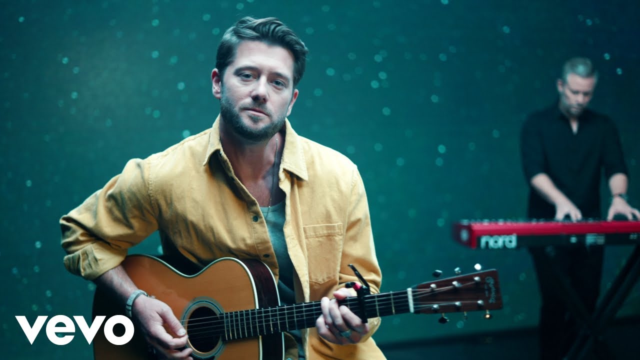Adam Doleac - Girl in Love (Official Performance Video) - YouTube