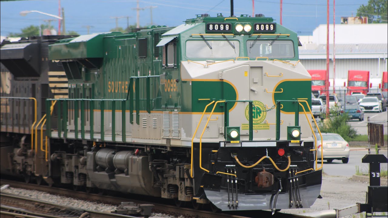 6-24-23: NS Freight Train in Roanoke VA - YouTube