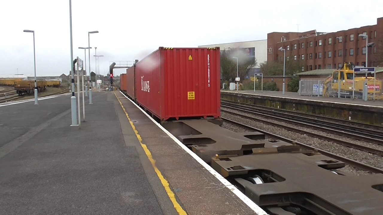 Freightliner Class 66 no: 66554 @ Eastleigh {468M} 10/03/2020. - YouTube
