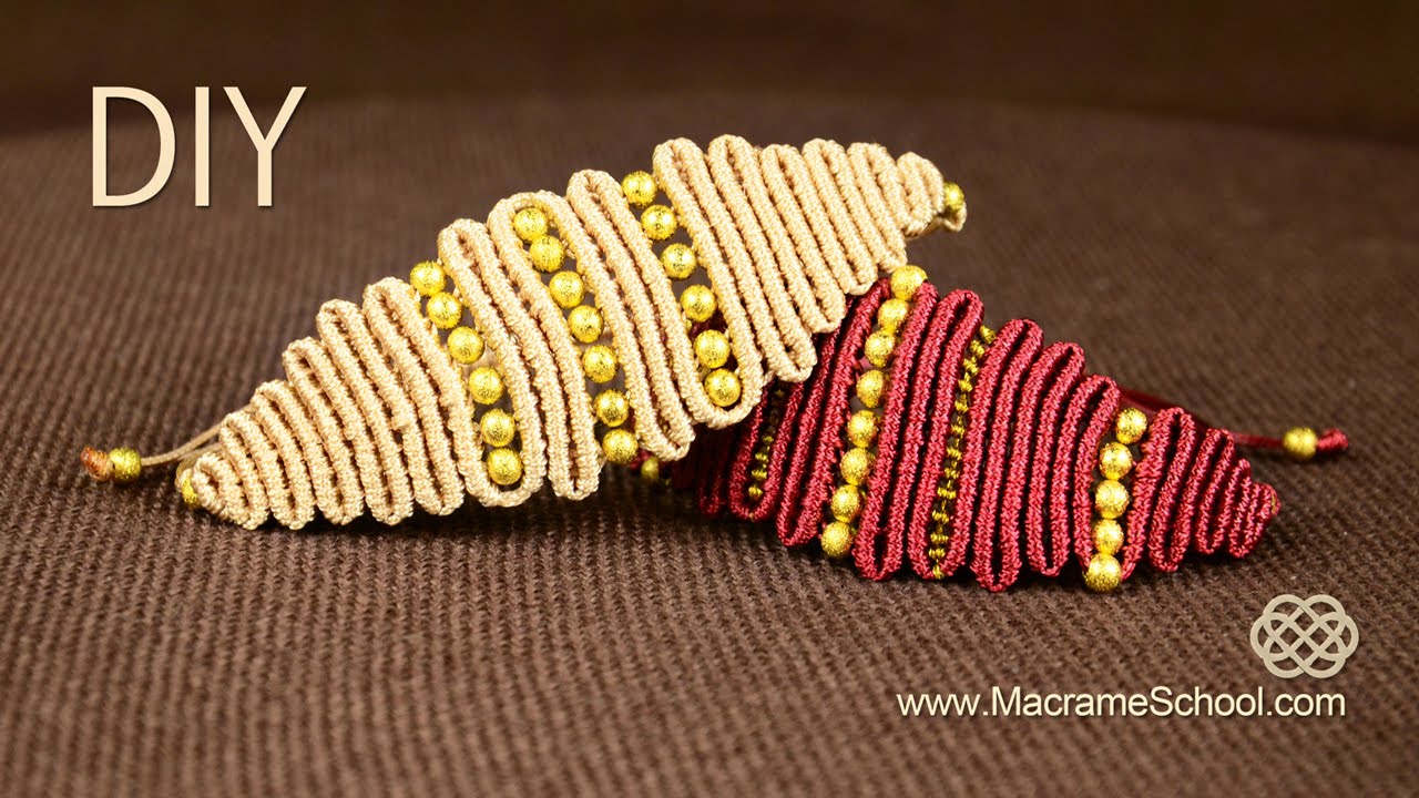 Snaky Macramé Eye Bracelet Tutorial - YouTube