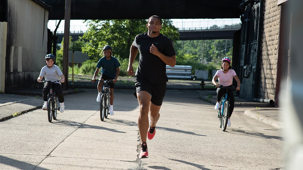 Reebok x Justin Fields - YouTube