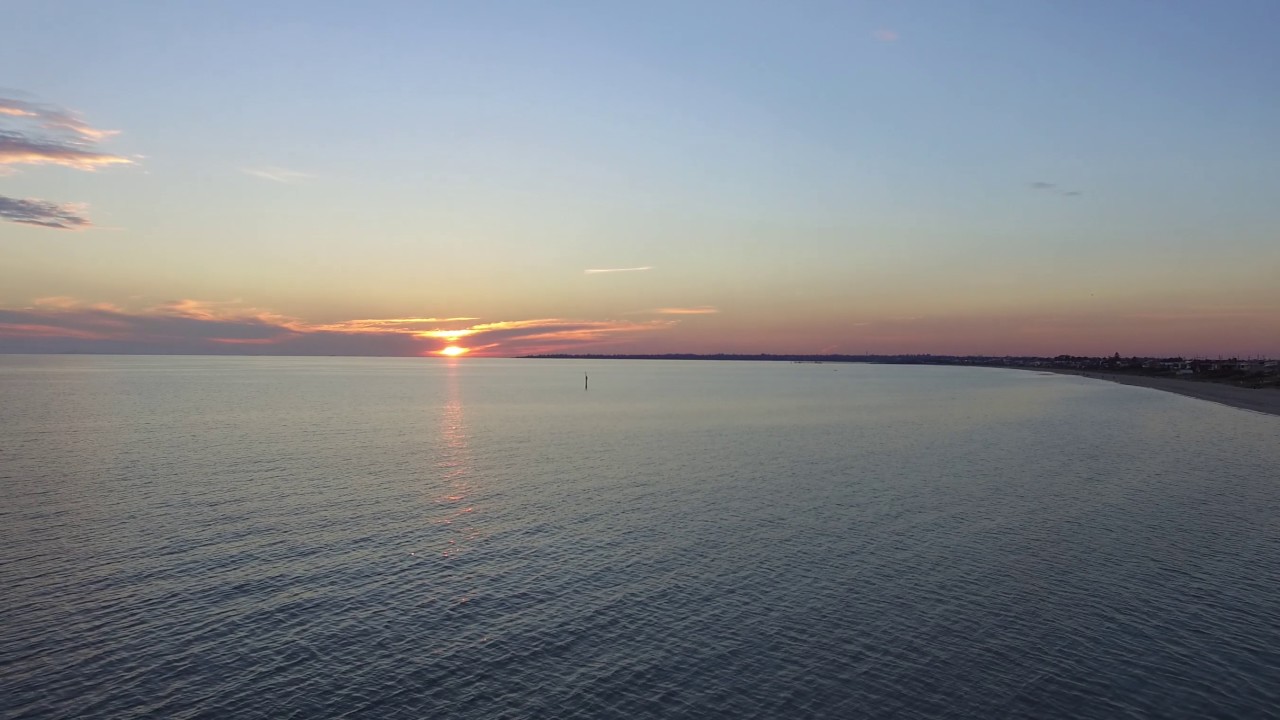 Aspendale Beach VIC by Drone - YouTube