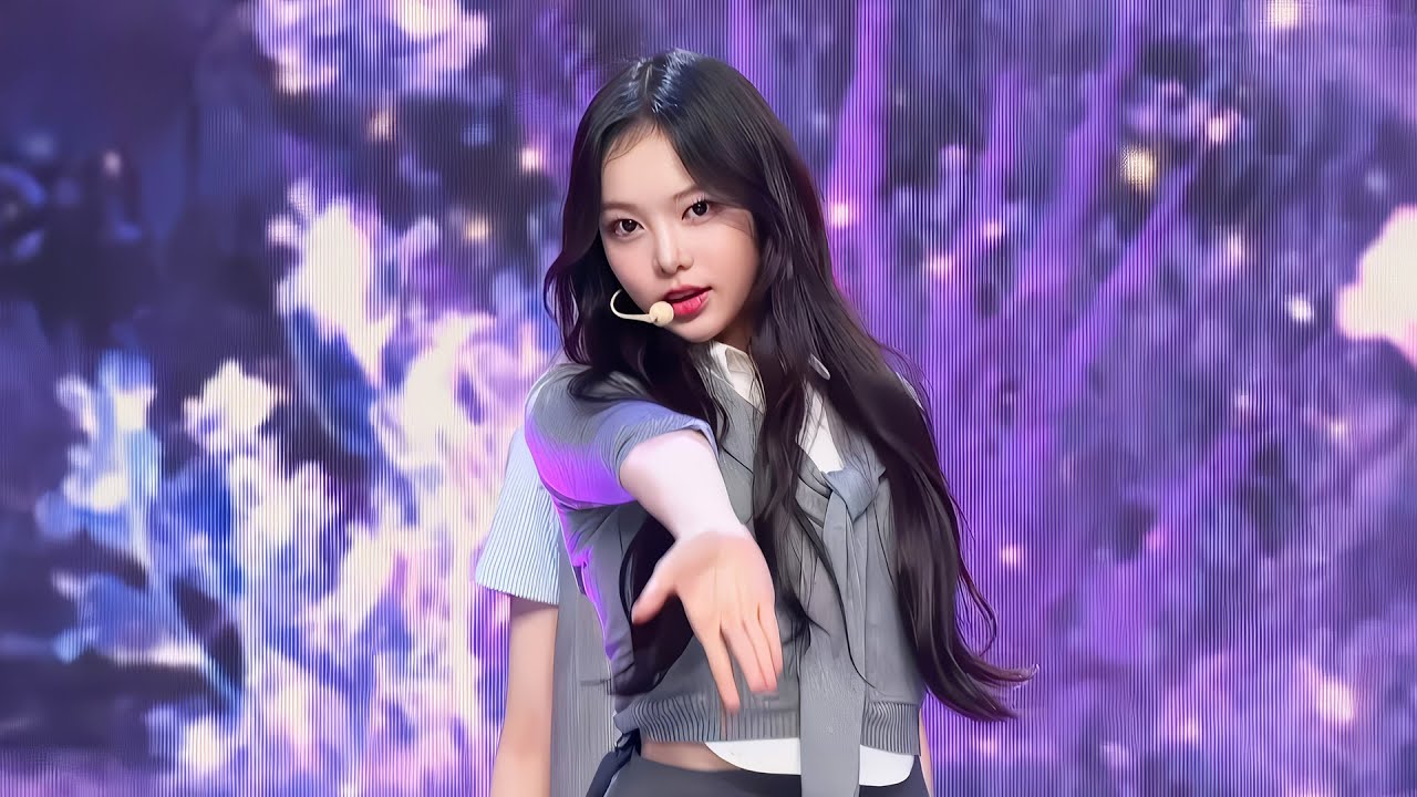 [4K AI Upscale] 250313 Hearts2Hearts - The Chase @ Mnet M! Countdown E879 - YouTube