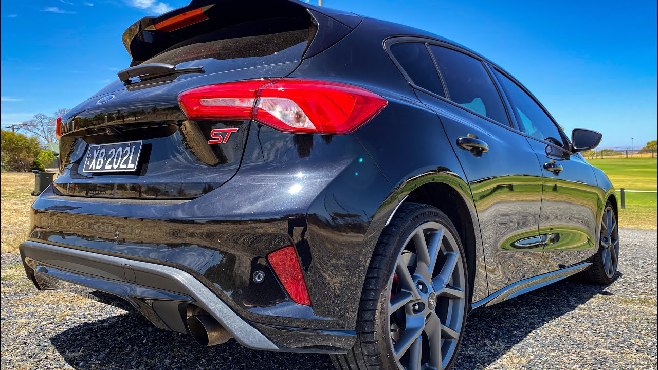 2020 Ford Focus ST - YouTube