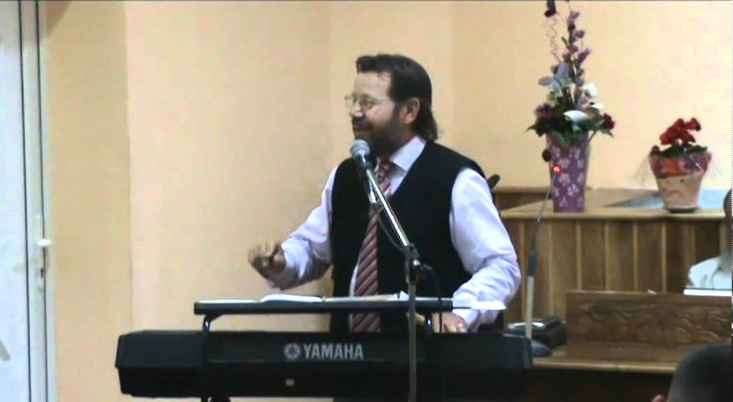 Daniel Negrea 2011 - Cum ingrijeste Dumnezeu - YouTube