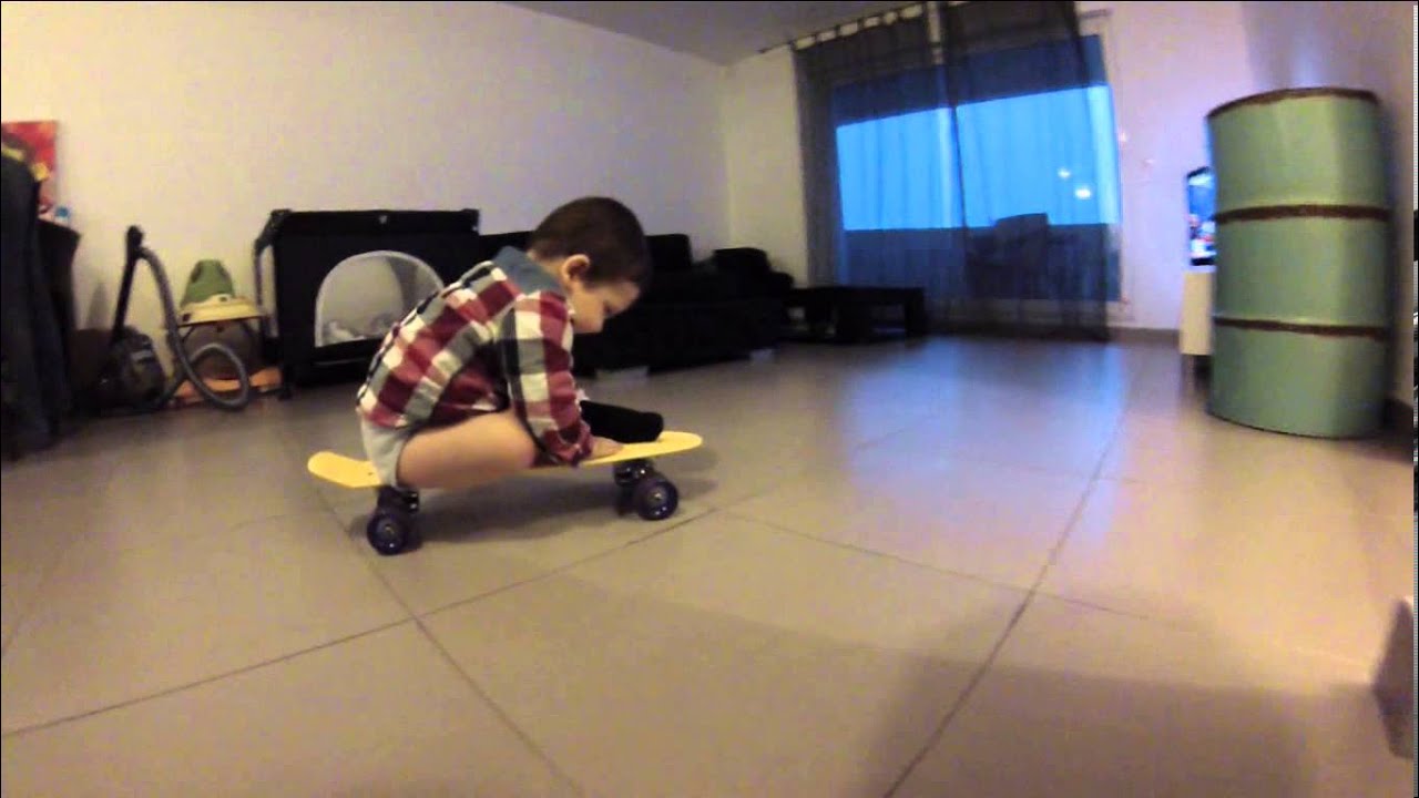 Baby Skateboarding - YouTube