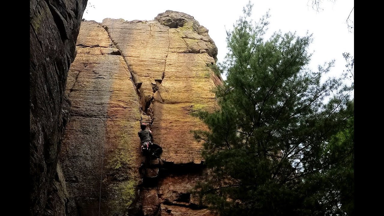 Episode 9 - Y-Crack at Petenwell Bluff (Necedah, WI) - YouTube