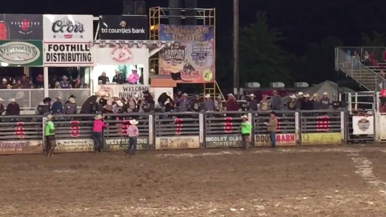Redding, CA Pro Rodeo - YouTube