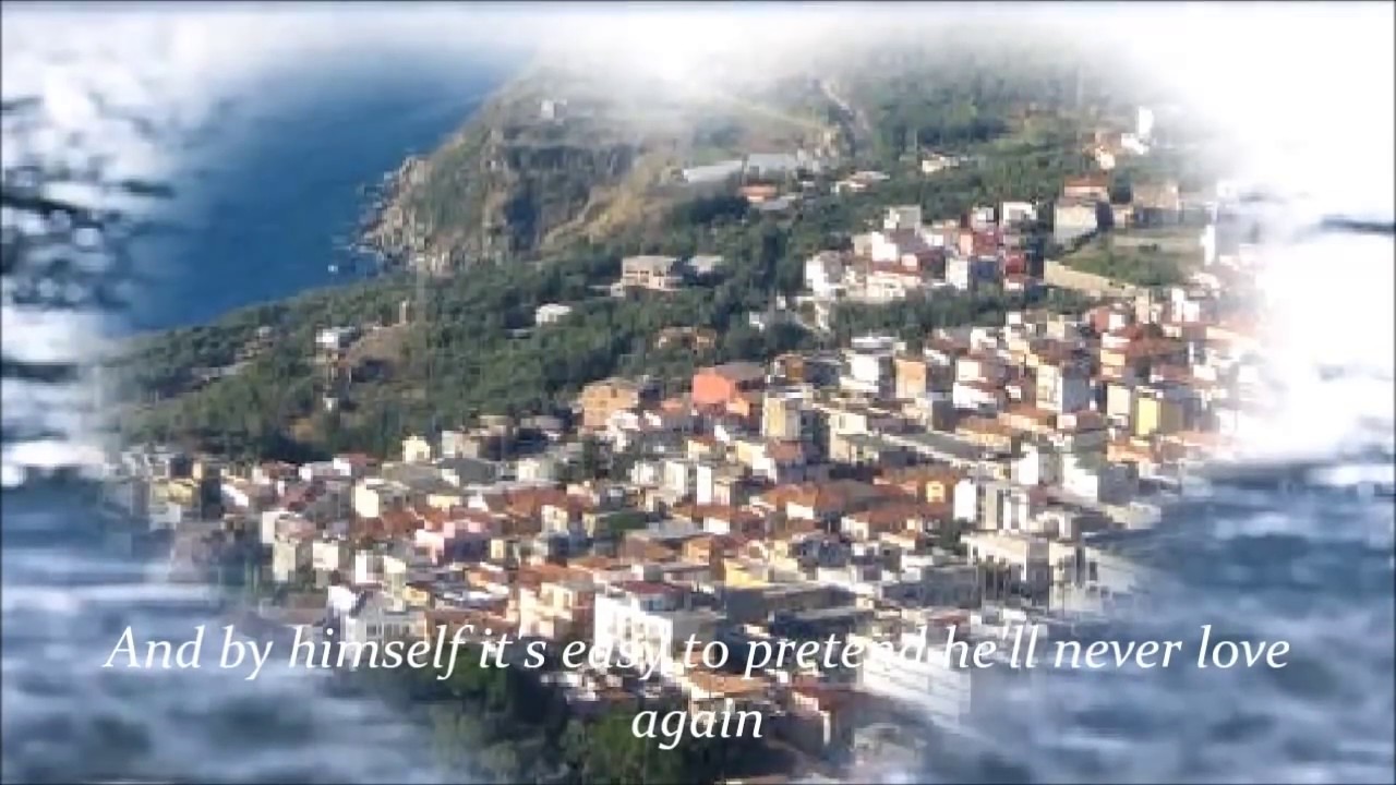 SOLITAIRE - CARPENTERS - LYRICS - ENGLISH SUBTITLES - YouTube