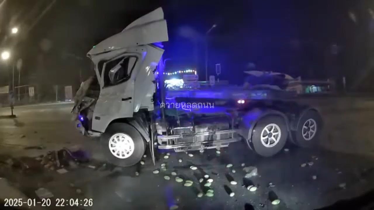 Dashcam Thailand Jan 2025 Part 4 - Bad driving and accidents, close ...