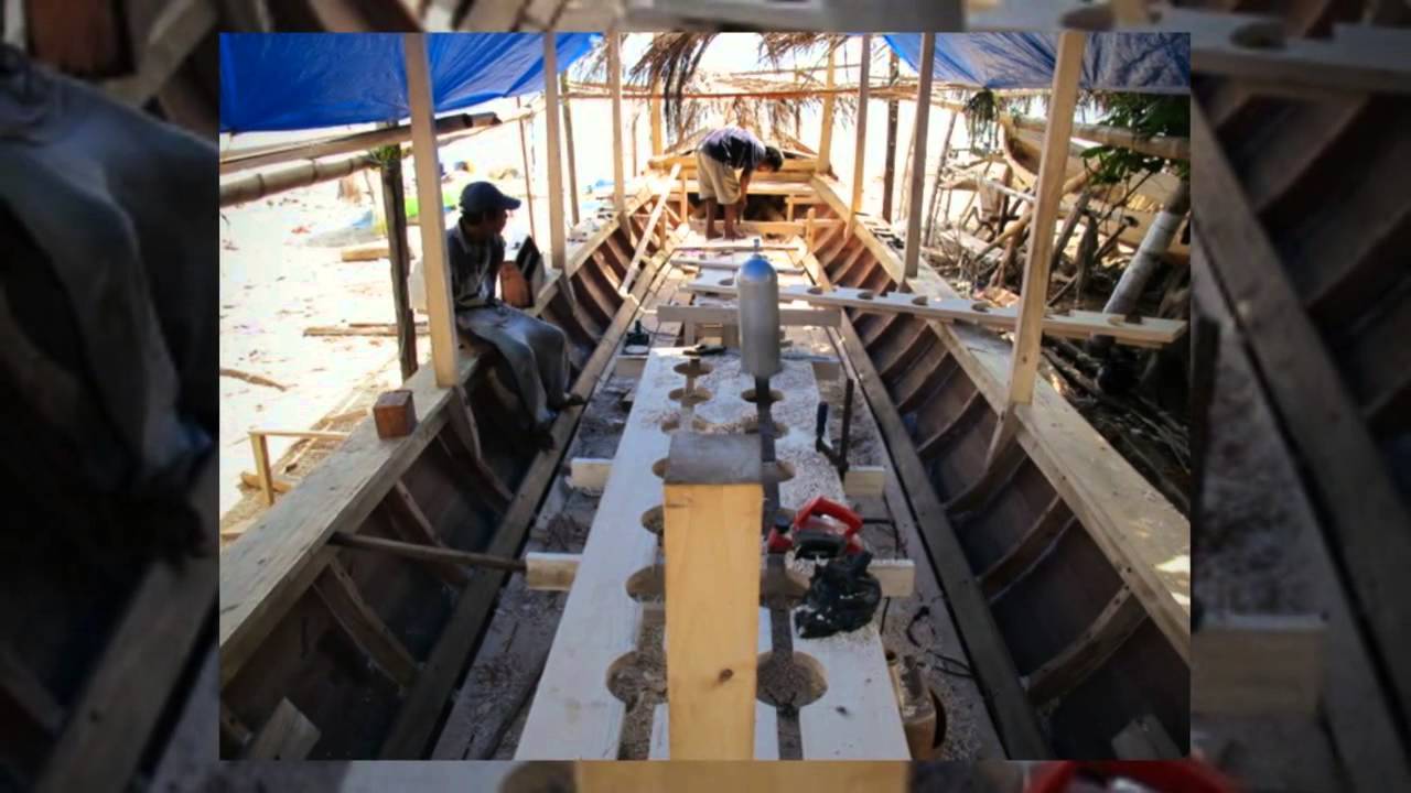 Boat Building - the construction of our new dive boat - YouTube