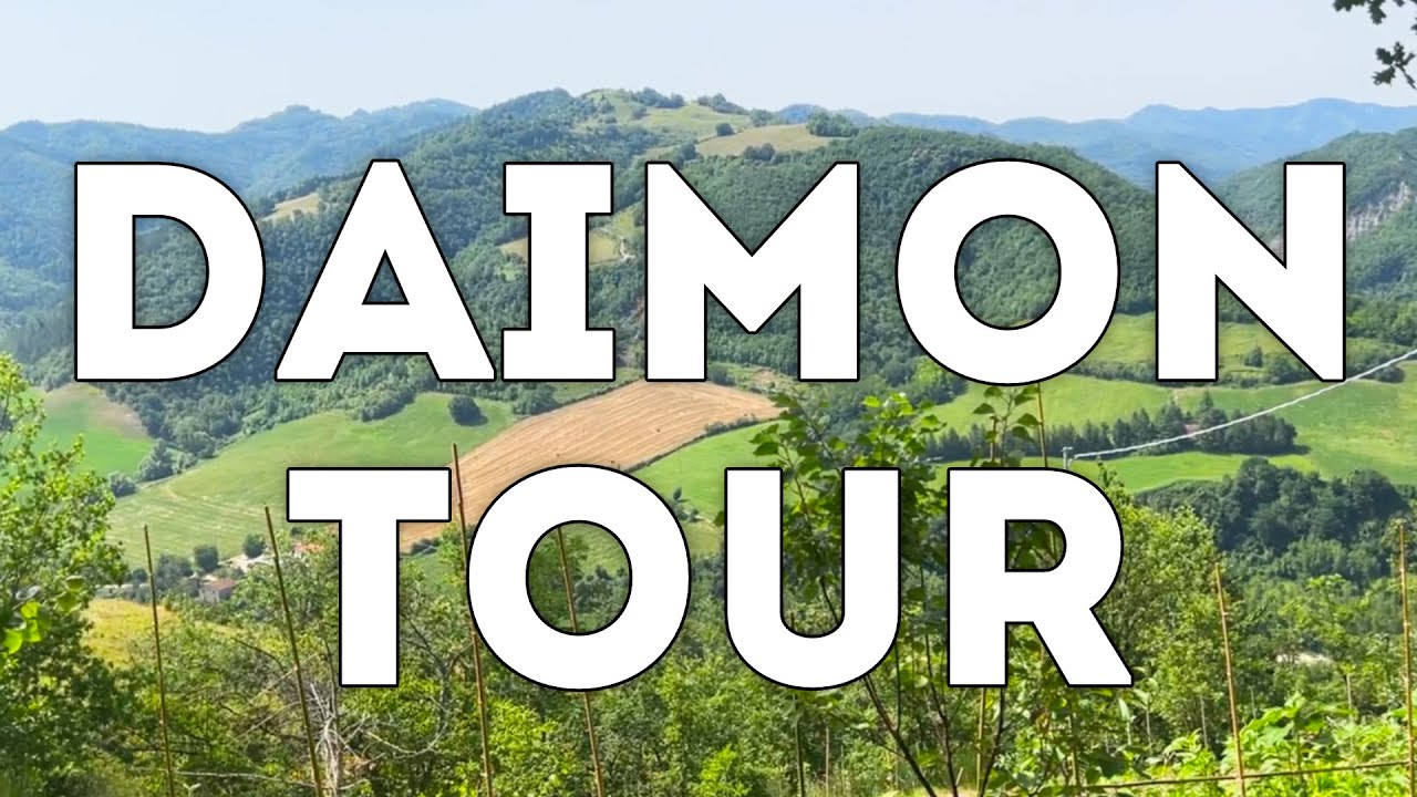 DAIMON TOUR - Giro completo del podere - YouTube