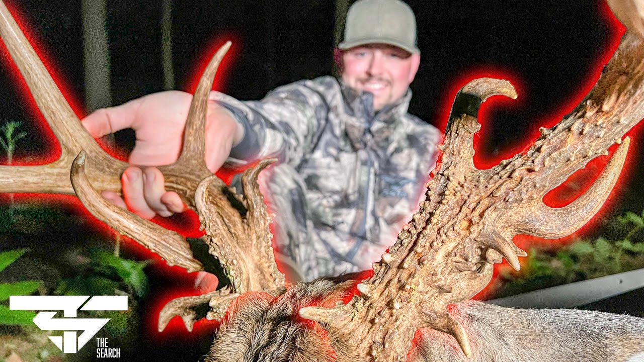 25 POINT BUCK!! (My First time HUNTING the city limits) - YouTube