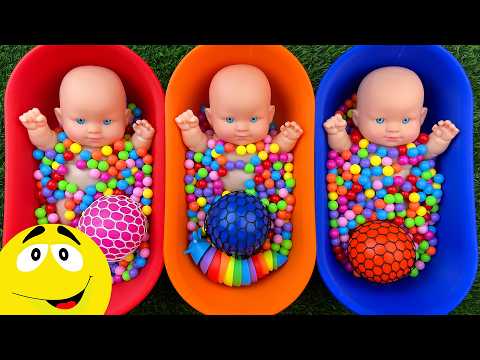 Cute Baby Dolls Playing Colorful Balls Relaxing Video | P 96 | Ghentalin