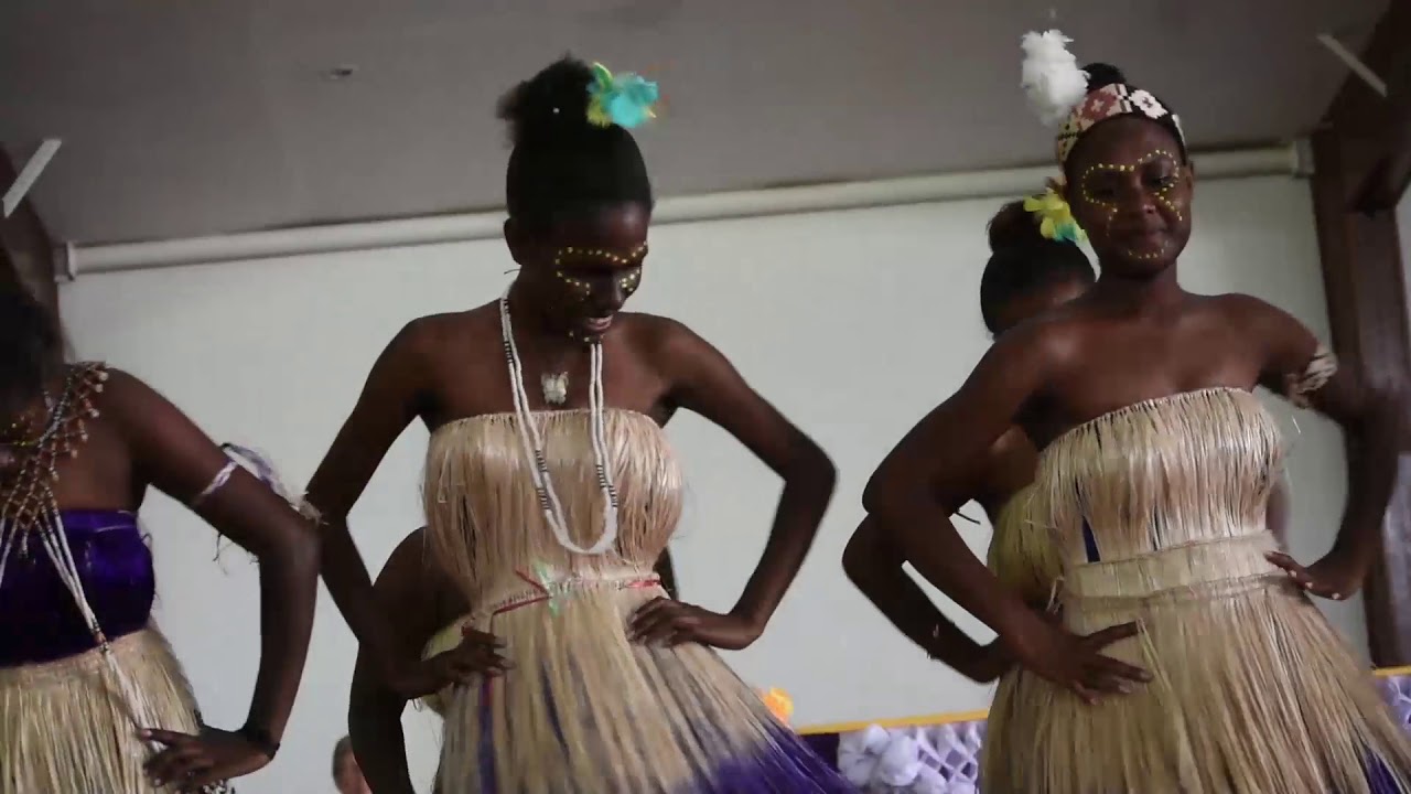 Bamboo band by Glen Burua - YouTube