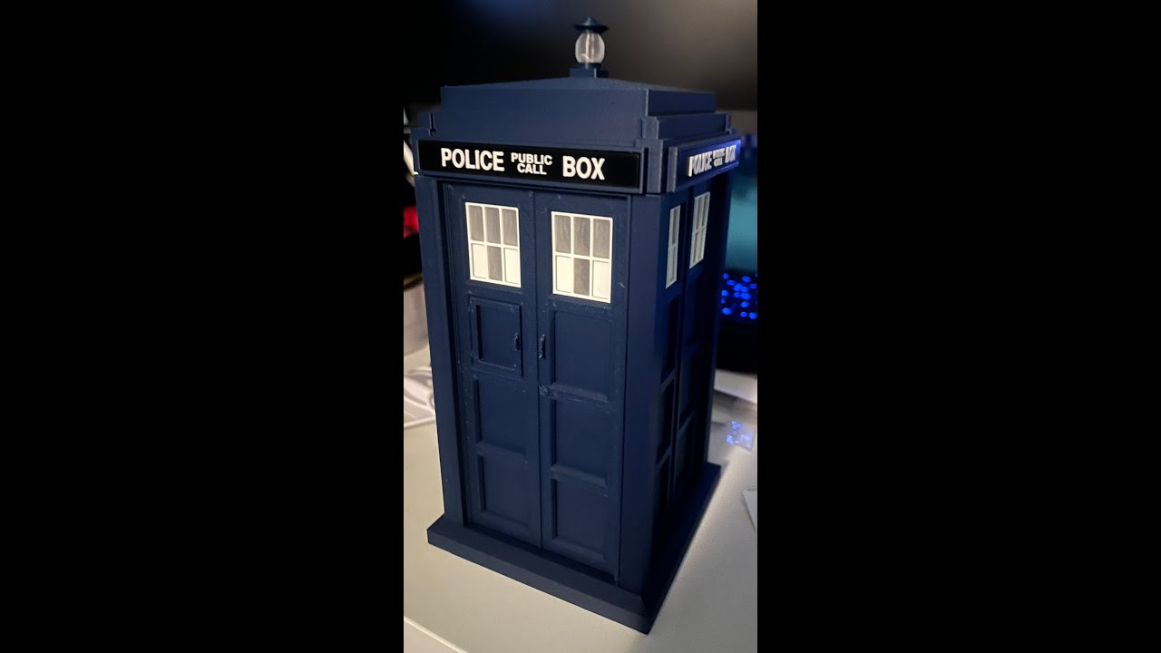 Dr Who Tardis - Lights up! - YouTube