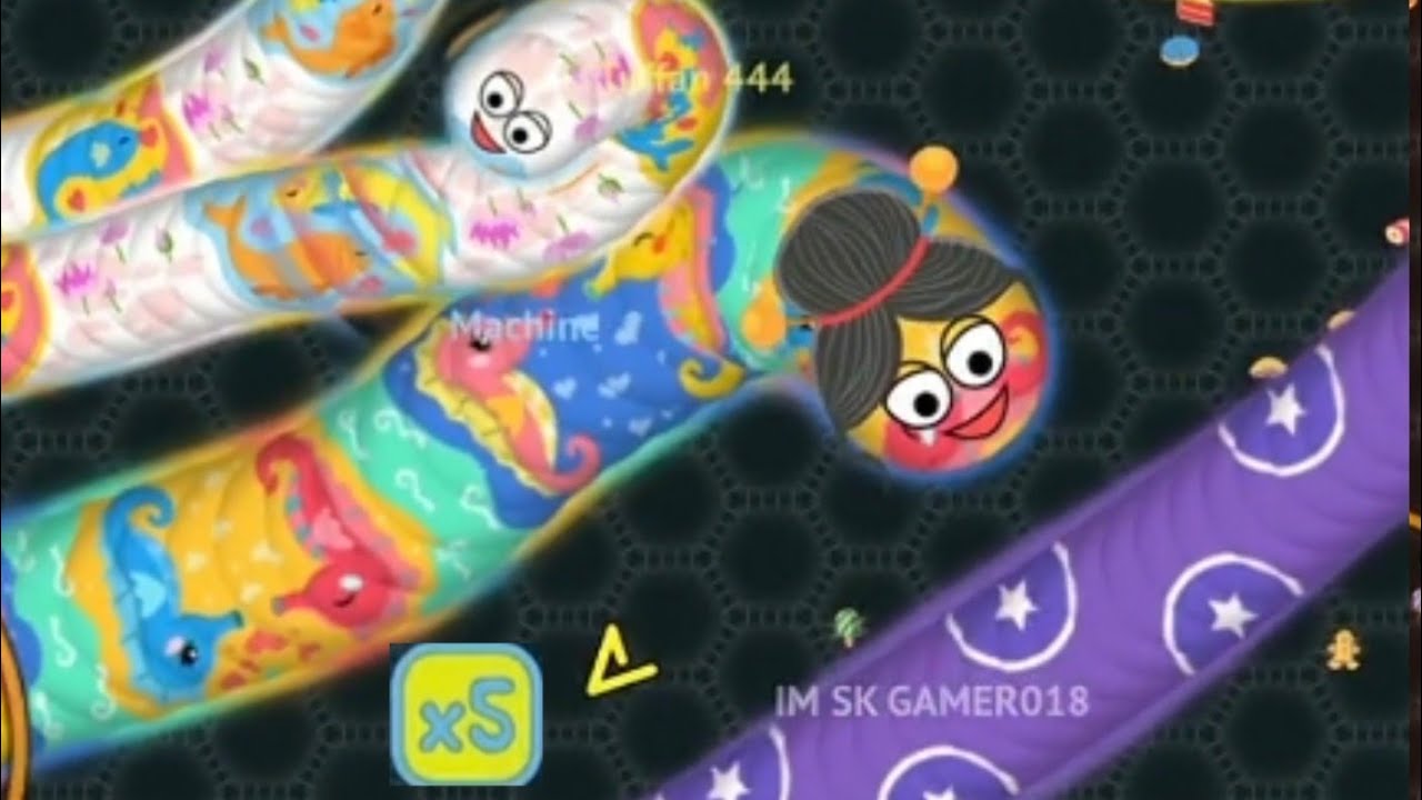 WORMATE IO SNEAK VIDEO HEADSHOT AMEZING GAME - YouTube
