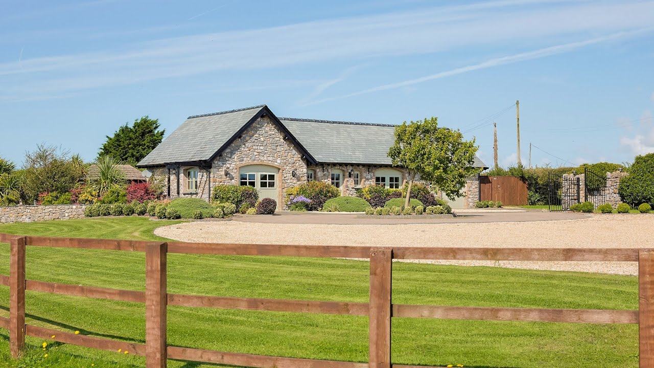 Step inside Mulberry House, an exceptional 3-bedroom barn conversion in ...