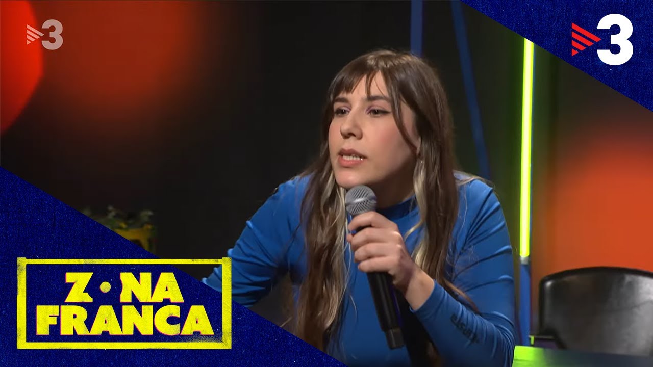 Maria Lyona s'estrena a l'open mic! - Zona Franca - YouTube