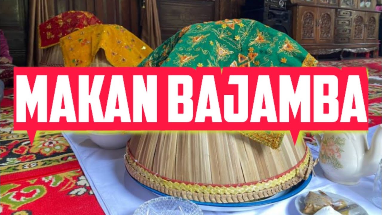 Tradisi Makan Bajamba (Tradisi Minangkabau) - YouTube