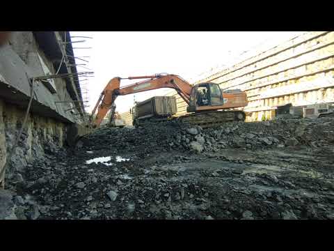 DOOSAN Paletli Ekskavatör seri yükleme yapıyor #excavator #doosan #turuck