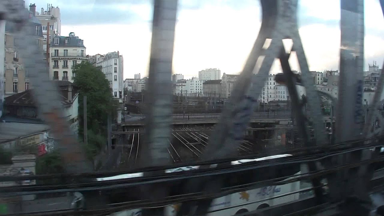 Metro Paris Barbès-Rochechouart - YouTube