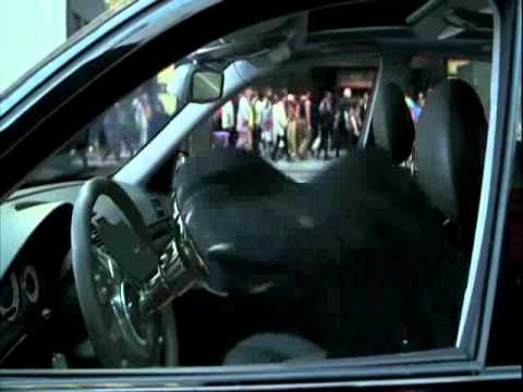 Men In Black II - Does that come standard?