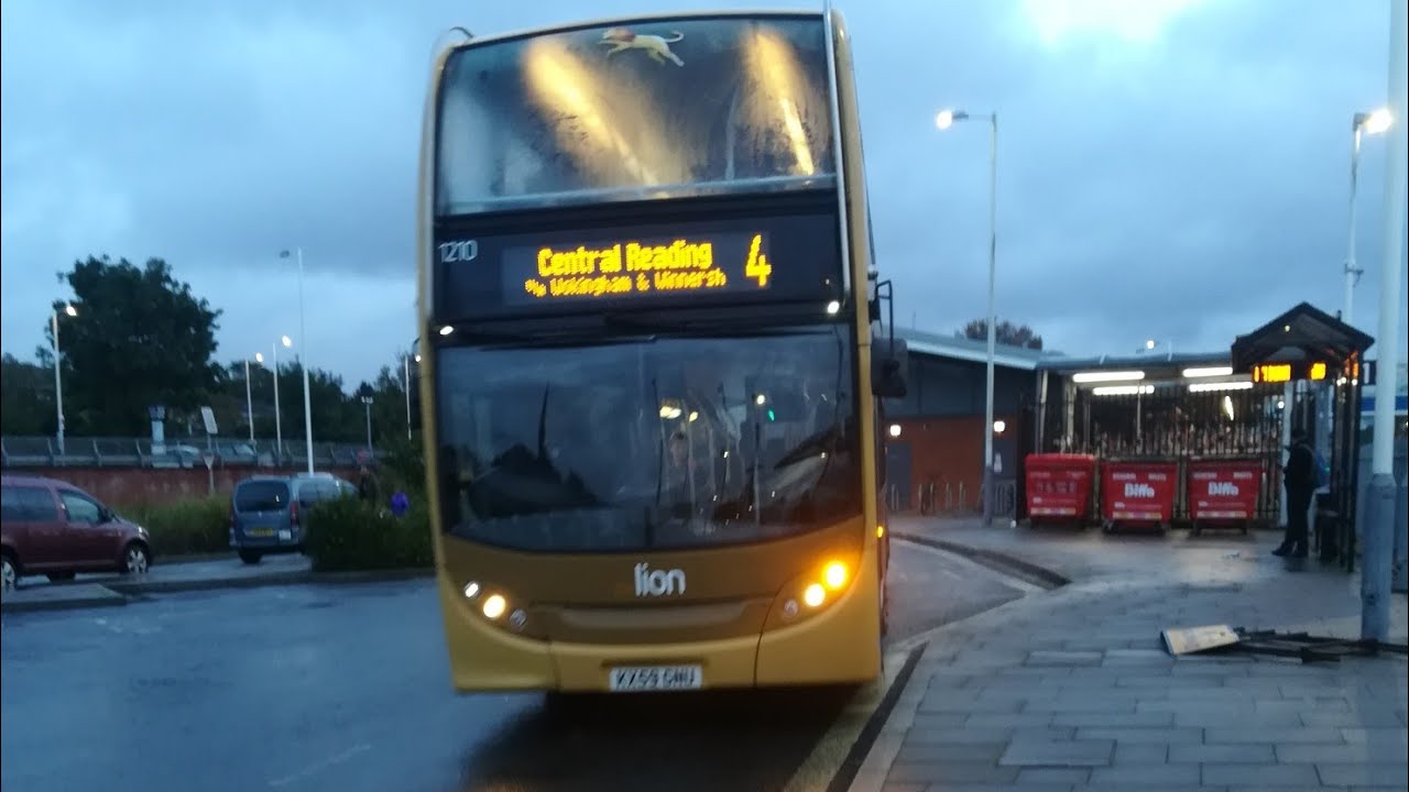 (Advent Day 24) Reading Buses 4 to Reading Town Centre 1210 KX59 GNU ...