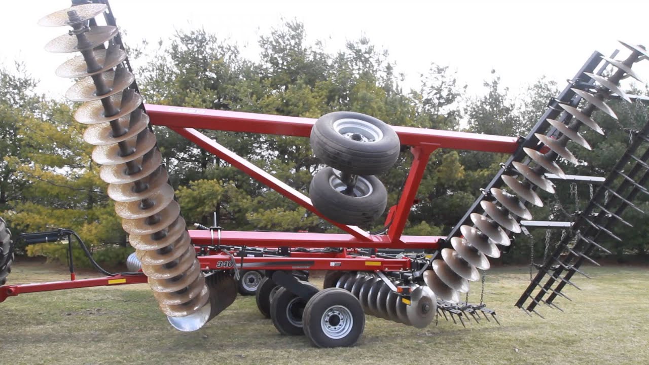 Case IH 340 True Tandem Disk - YouTube