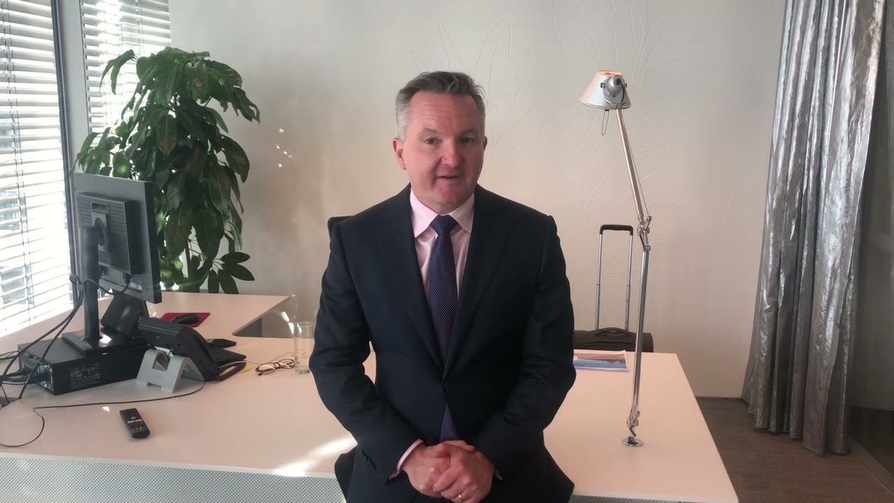 Hon. Chris Bowen MP for McMahon - Fall of Saigon 30 April 1975 - YouTube