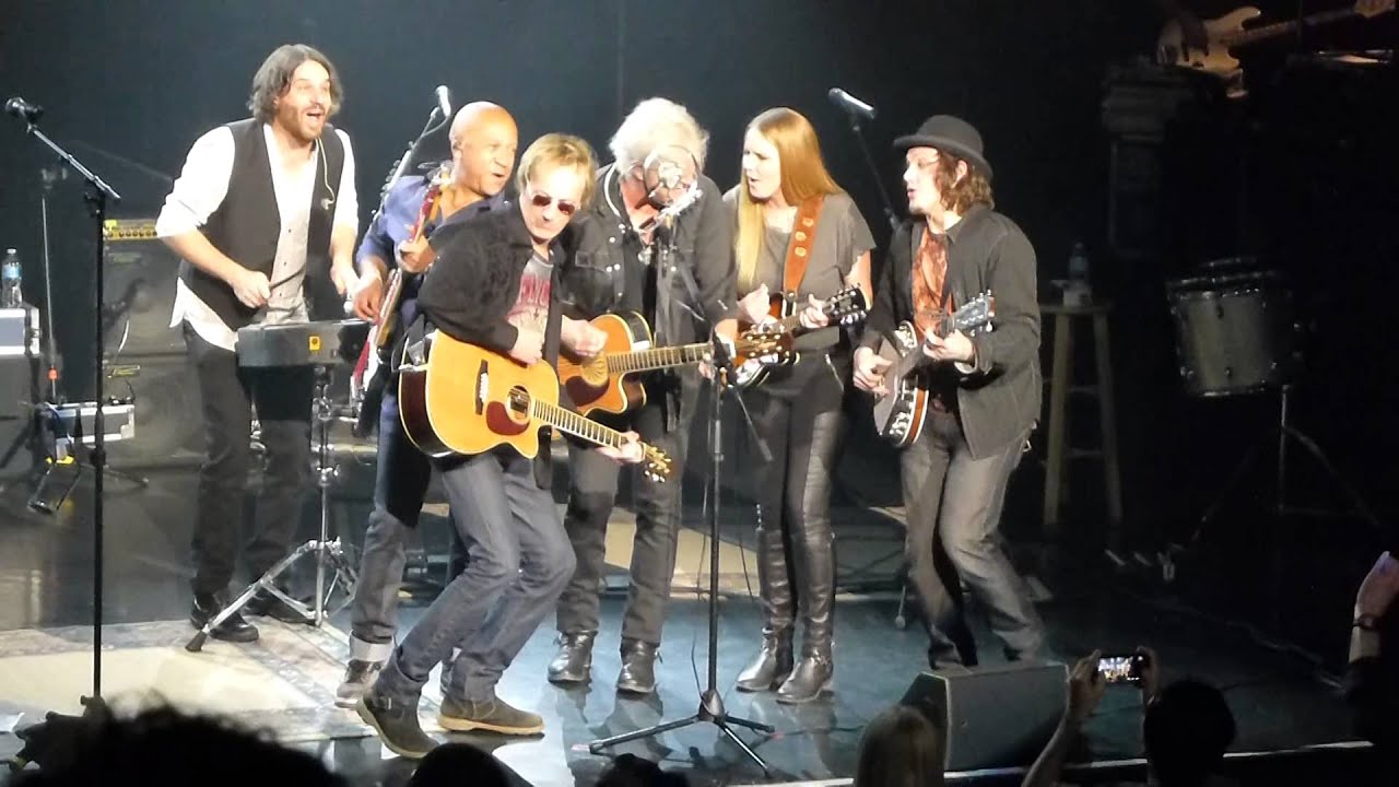 Tom Cochrane & Red Rider "Citizen Cain" (acoustic) Hard Rock, Van. Feb ...