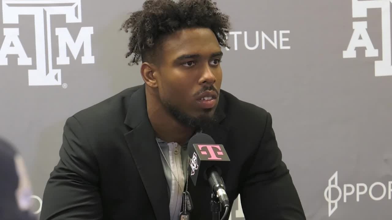Texas A&M DE Fadil Diggs breaks down Texas A&M's loss at Tennessee ...