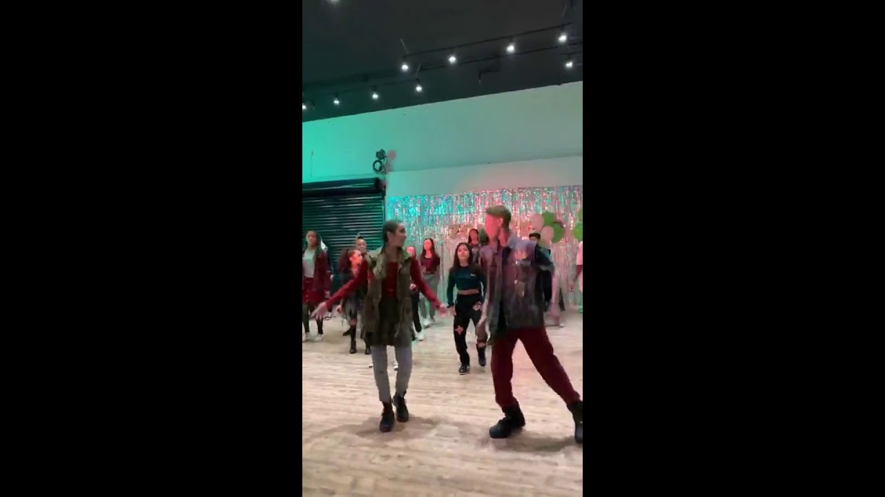 Cheerleaders v Zombies || DanceOn w/ Kaycee, AC, Gabe, Charlize, Kida ...