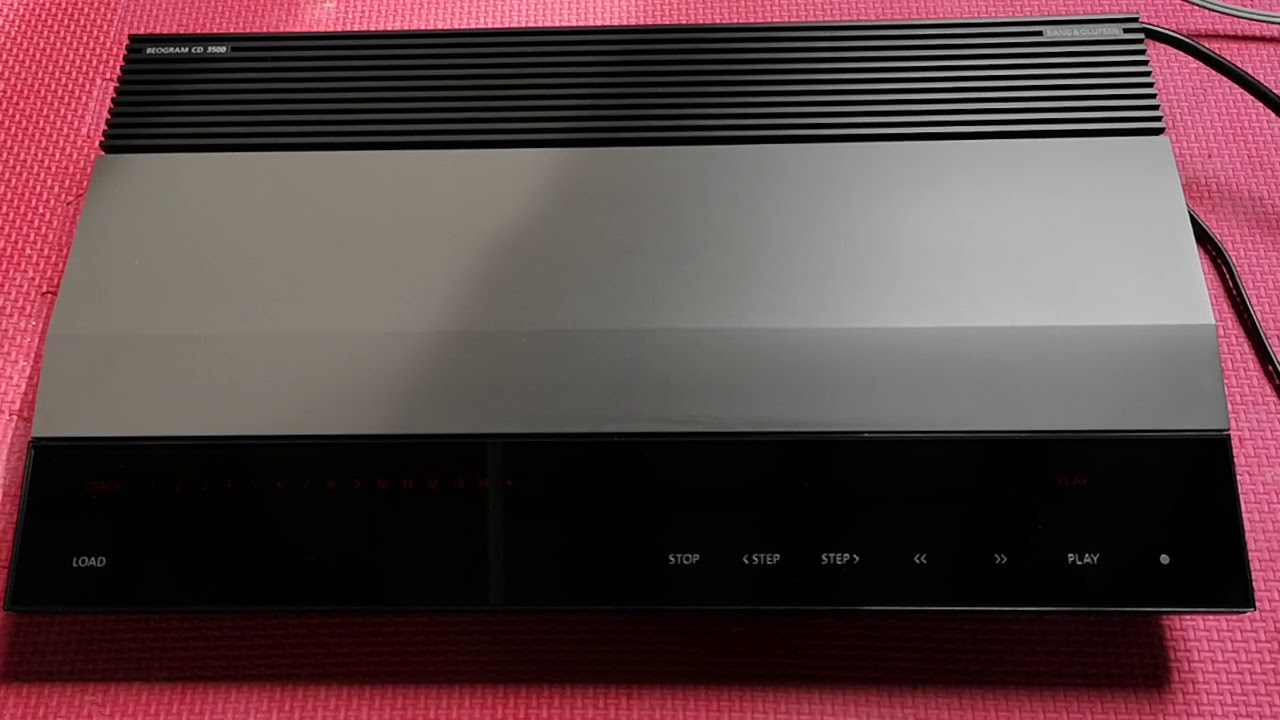 Qualitronics function demonstration of Bang and Olufsen CD3500 for John ...
