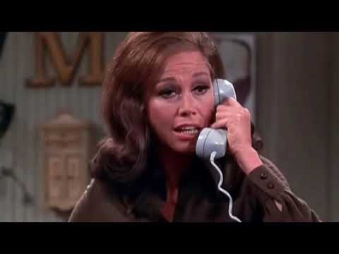 MARY TYLER MOORE S02E21 Where There's Smoke, There's Rhoda - YouTube