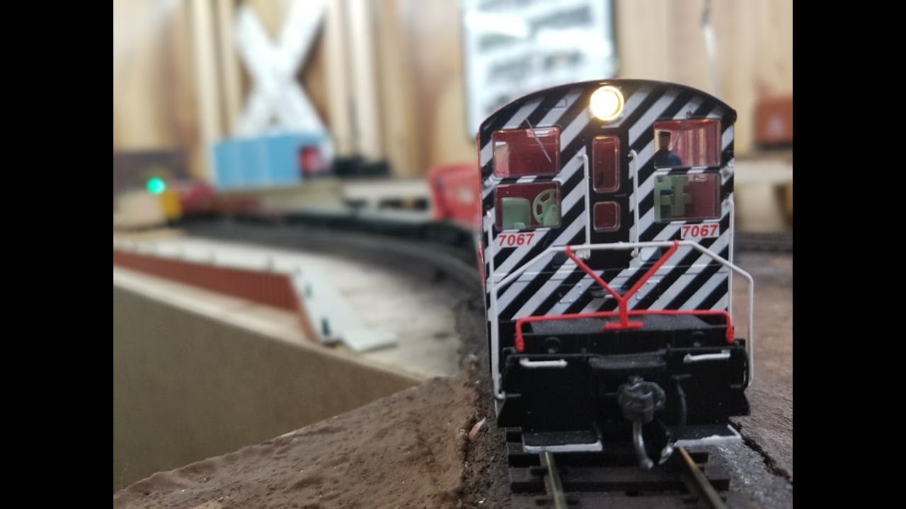 Rail-fanning the layout #15 - Tribute to MAYNE_line - YouTube