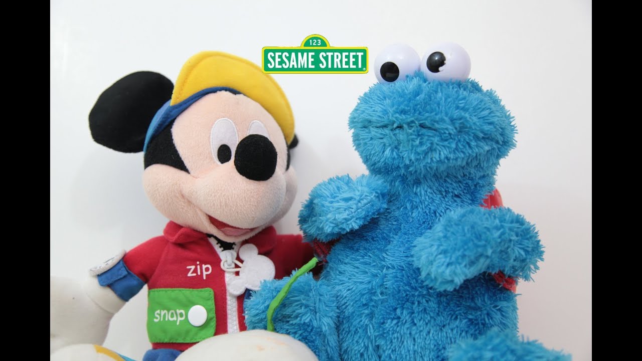 Mickey Mouse plays Count N Crunch Cookie Monster - YouTube