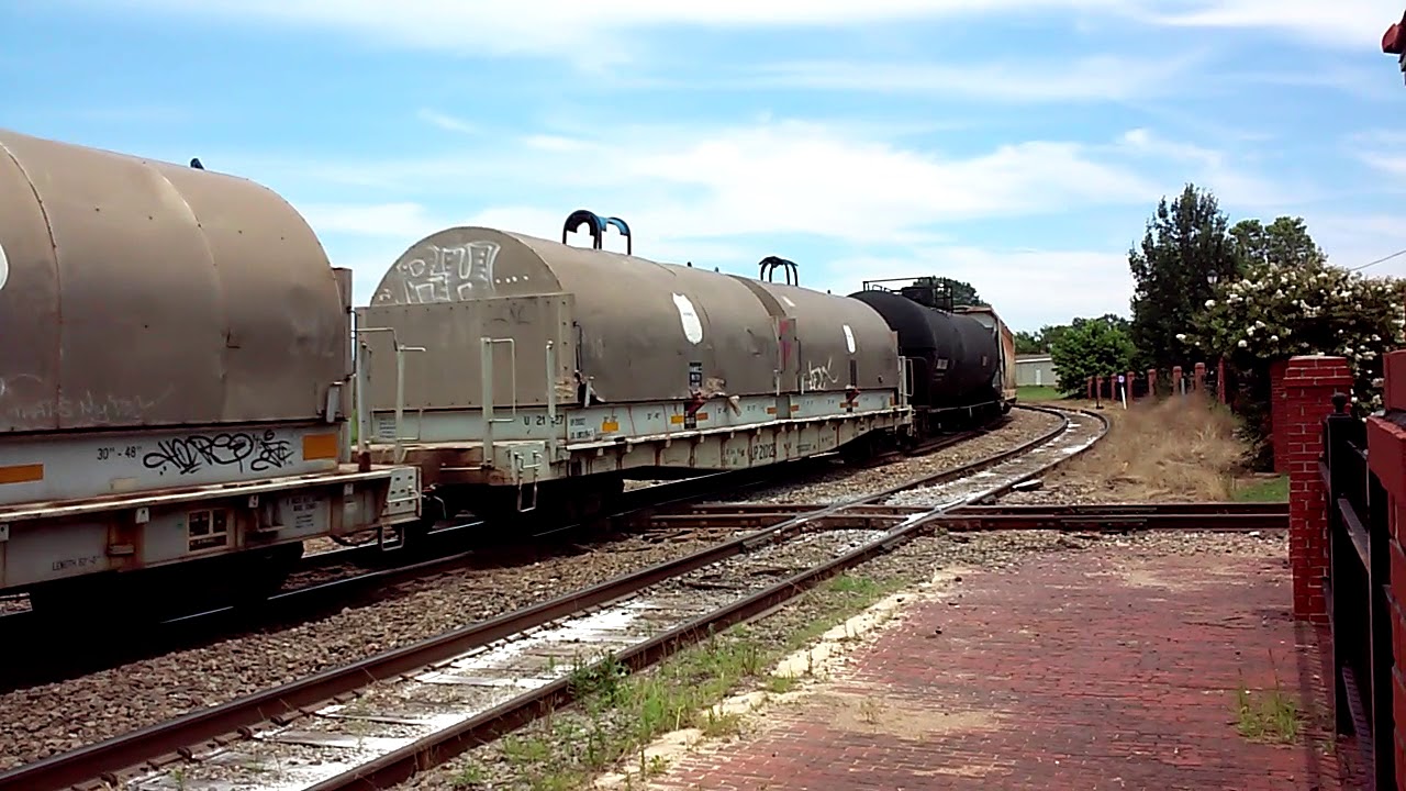 UNION PACIFIC MANIFEST 6-11-19 Tyler,Texas. - YouTube