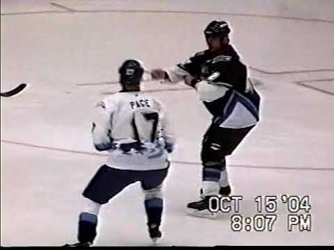 Brad Wingfield vs Scott Page UHL Oct 15/04 - YouTube