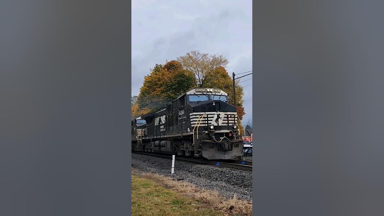 NS 4241 leads ns train 30t through Bainbridge on a cloudy fall afternoon #shorts #short #train ...