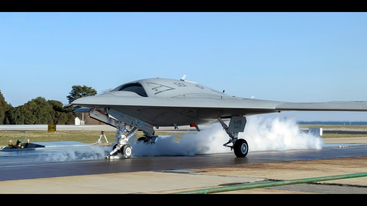 X-47B - (THE ULTIMATE WEAPON) - YouTube